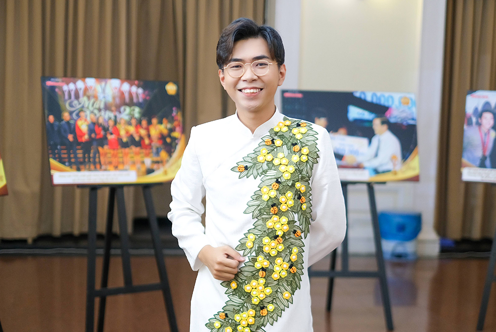 Minh Dự Xúc Động Cảm Ơn Khán Giả tại lễ trao giải Mai Vàng 2019