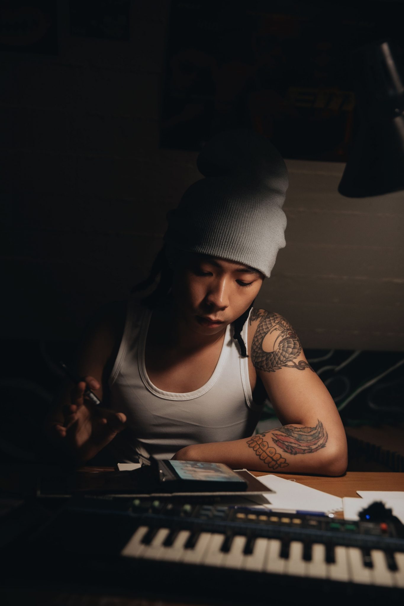 Wxrdie và JustaTee gửi lời tri ân tới đấng sinh thành trong MV “Trở về ...